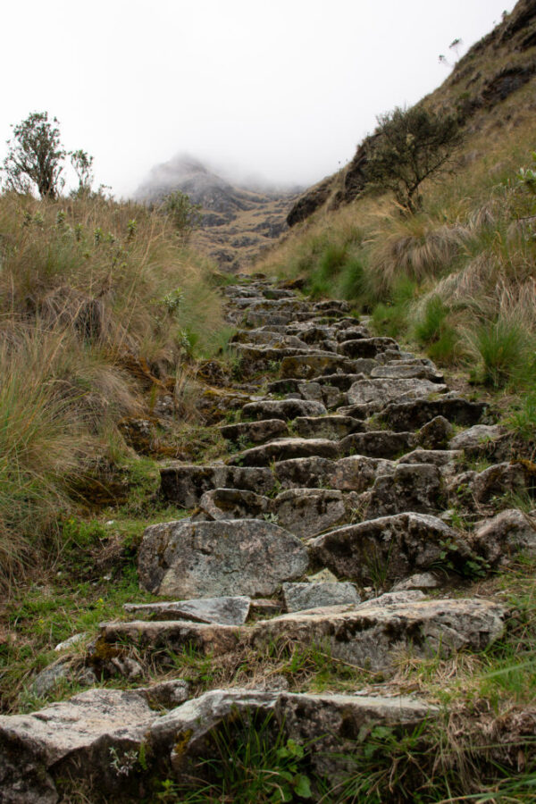 Your Complete Guide to the Traditional Inca Trail (+ Best Tour)